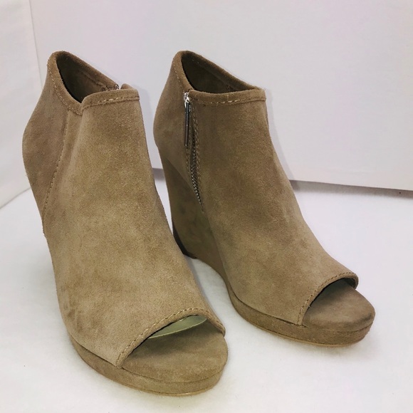 BCBGeneration | Shoes | Nwt Bcbgeneration Wedge Peep Toe Boots | Poshmark